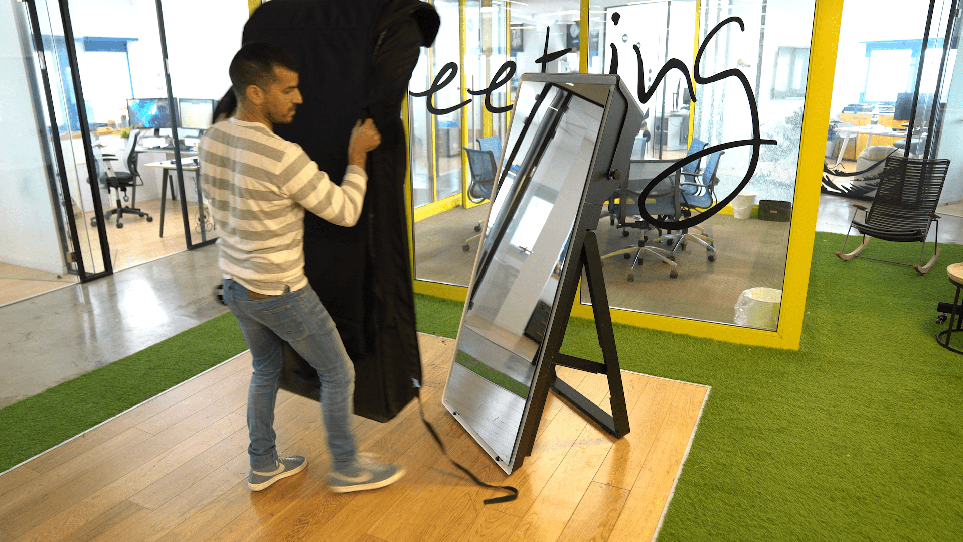 Mirror Air Booth: Setup Demonstration