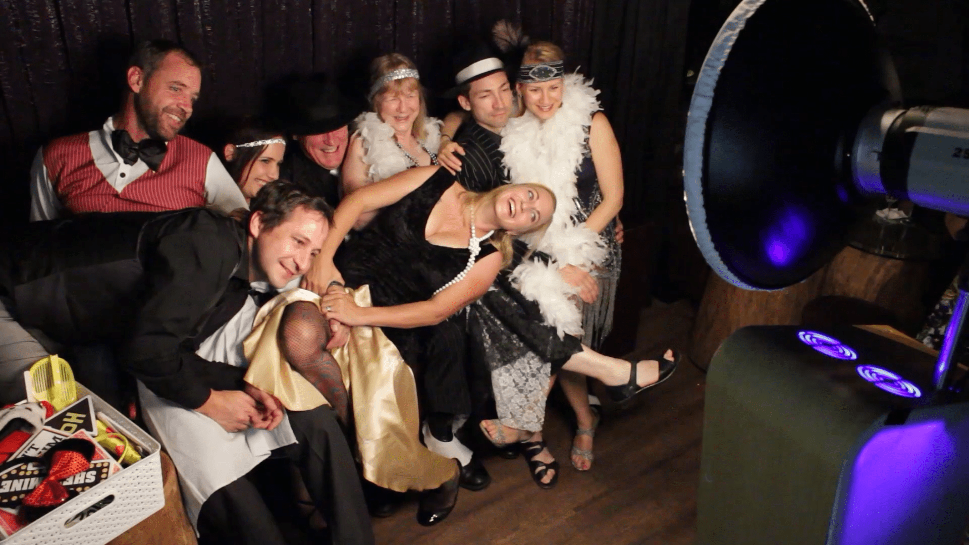 Retro Photo Booth at Events: A Birthday Party - Foto Master